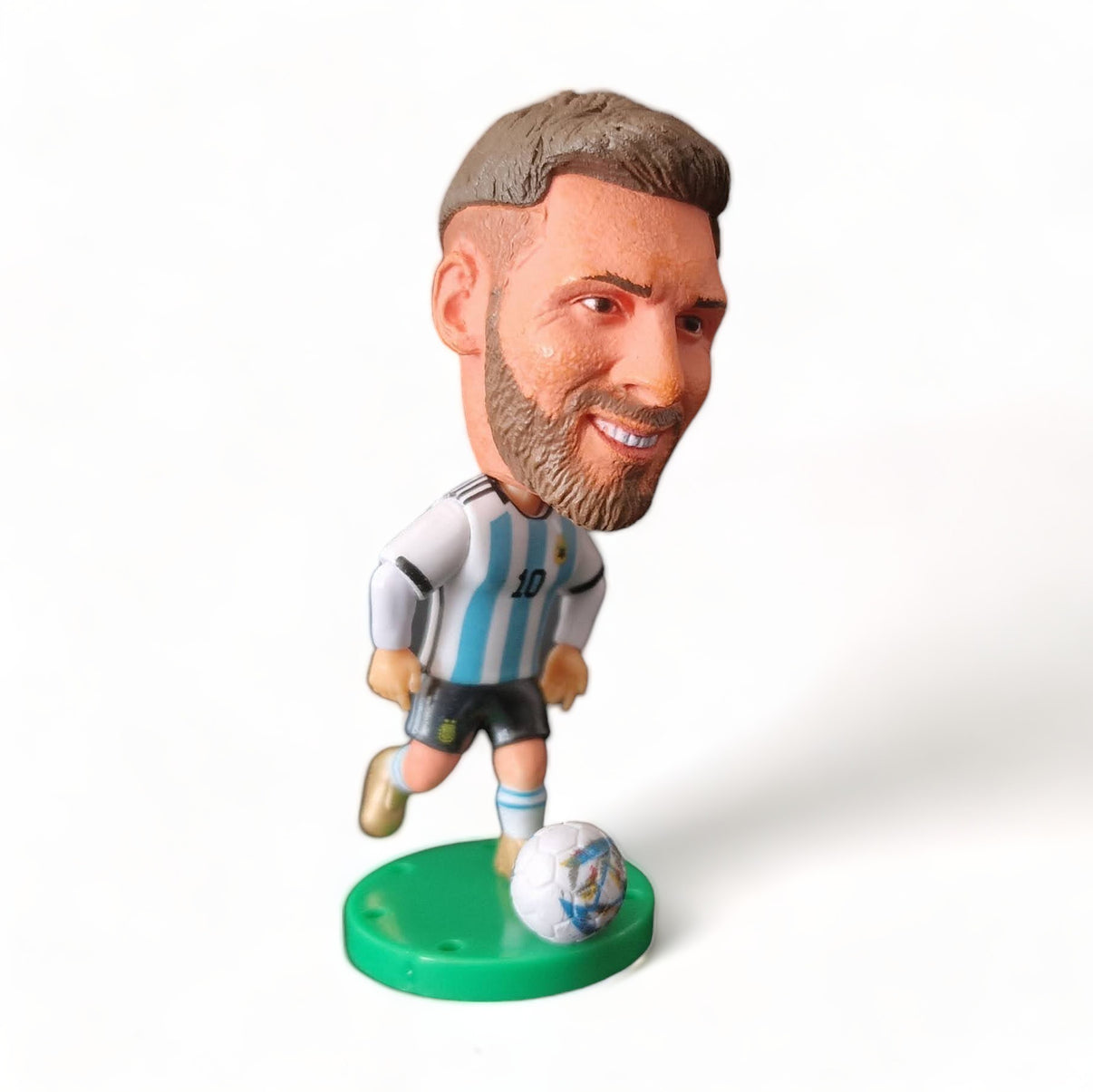 Lionel Messi Cake Topper (Argentina) - Makes a Great Gift – FootyFigurz